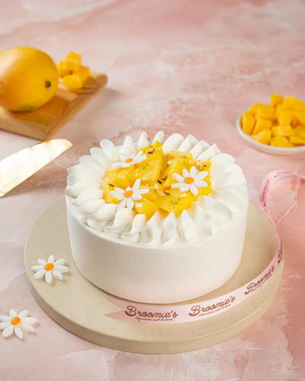 Fresh Mango Cake – Broomies Bakery